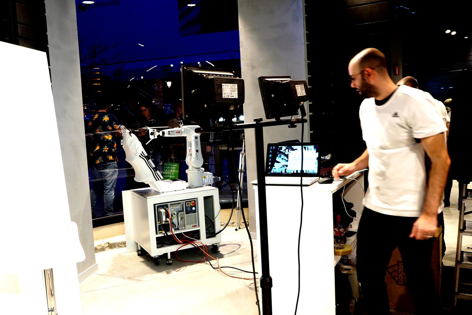 Retratos Robots adidas - EXarchitects Arquitectura, diseño paramétrico ...